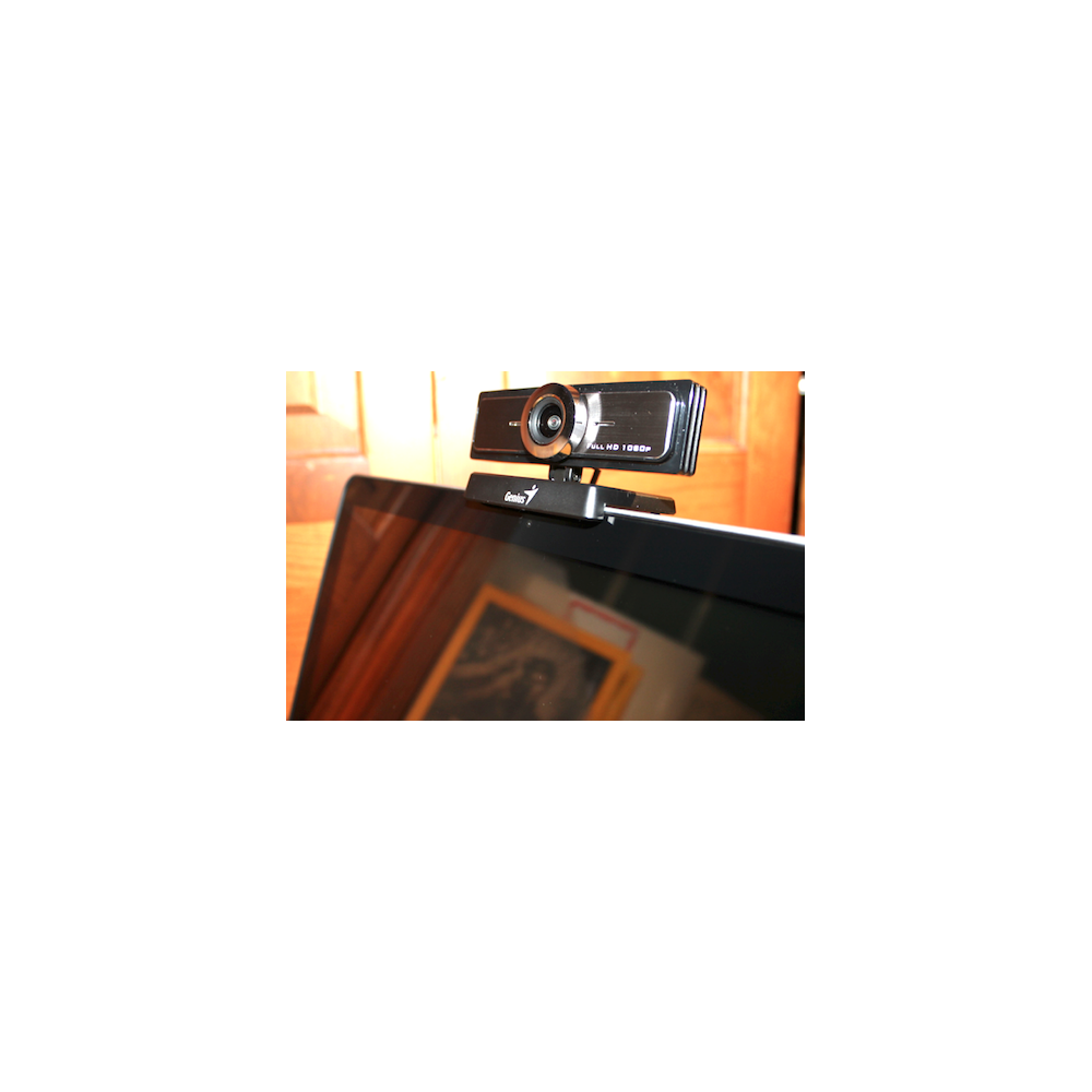 WEBCAM GENIUS F100 12MP WIDE_120_GRADOS FHD 1080p 30FPS USB NEGRA